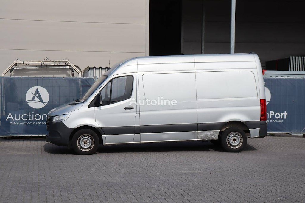 Prodaje se Mercedes-Benz Sprinter 214CDI minibus furgon na aukciji