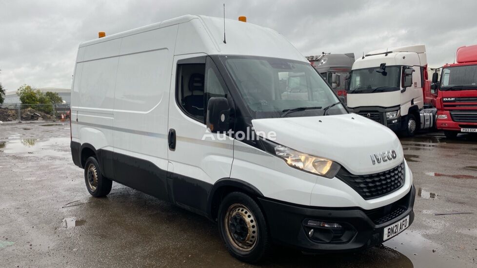 Prodaje se IVECO DAILY 35-120 minibus furgon na aukciji