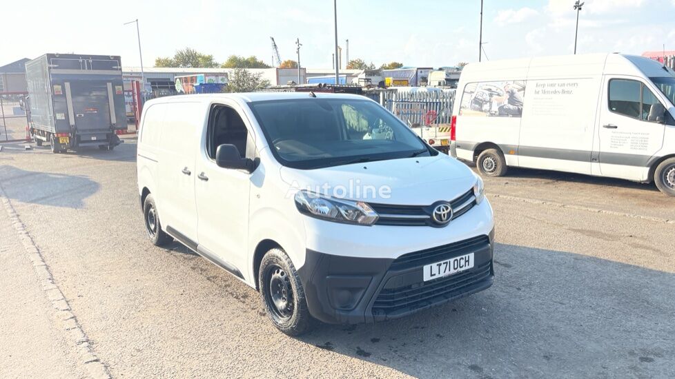 Prodaje se Toyota PROACE ICON 1.5 120PS minibus furgon na aukciji