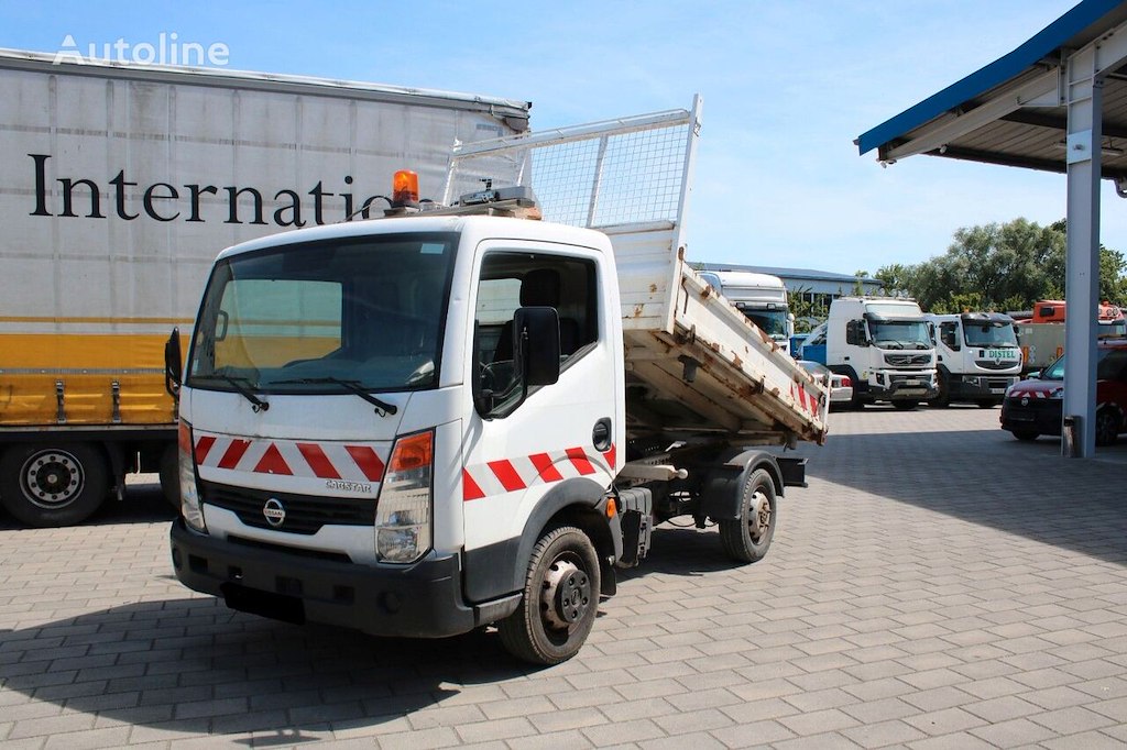 Nissan Cabstar 32.11 3 Way tipper kamion kiper < 3.5t