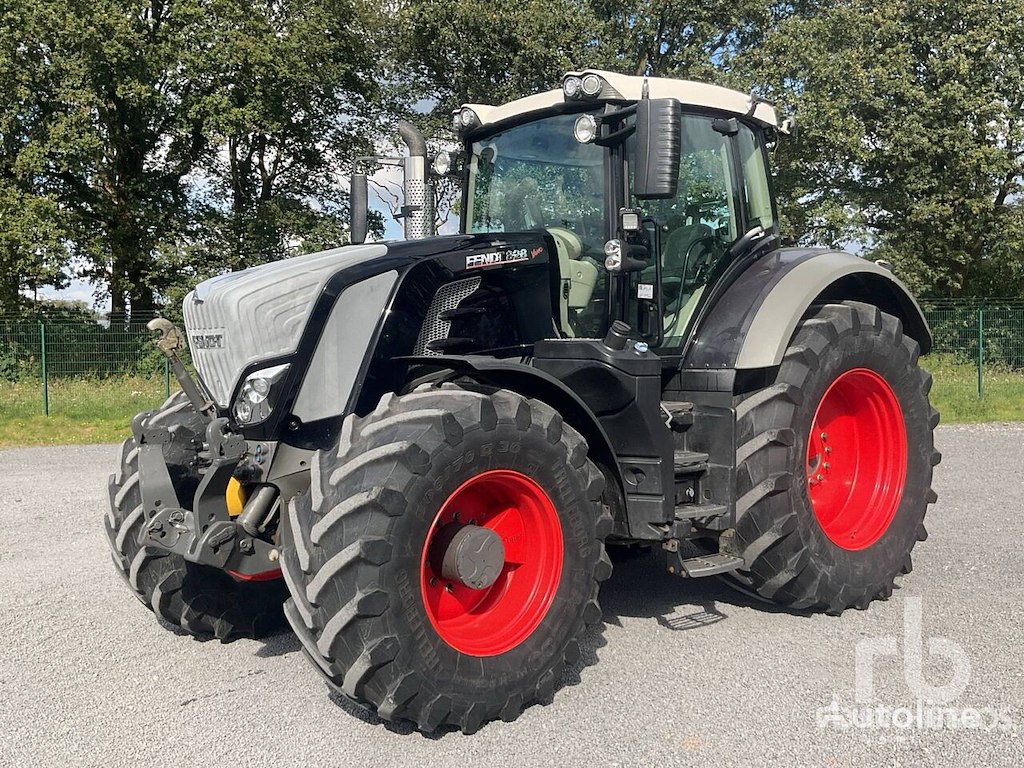 Prodaje se Fendt 828 VARIO S4 Profi Plus UTV na aukciji