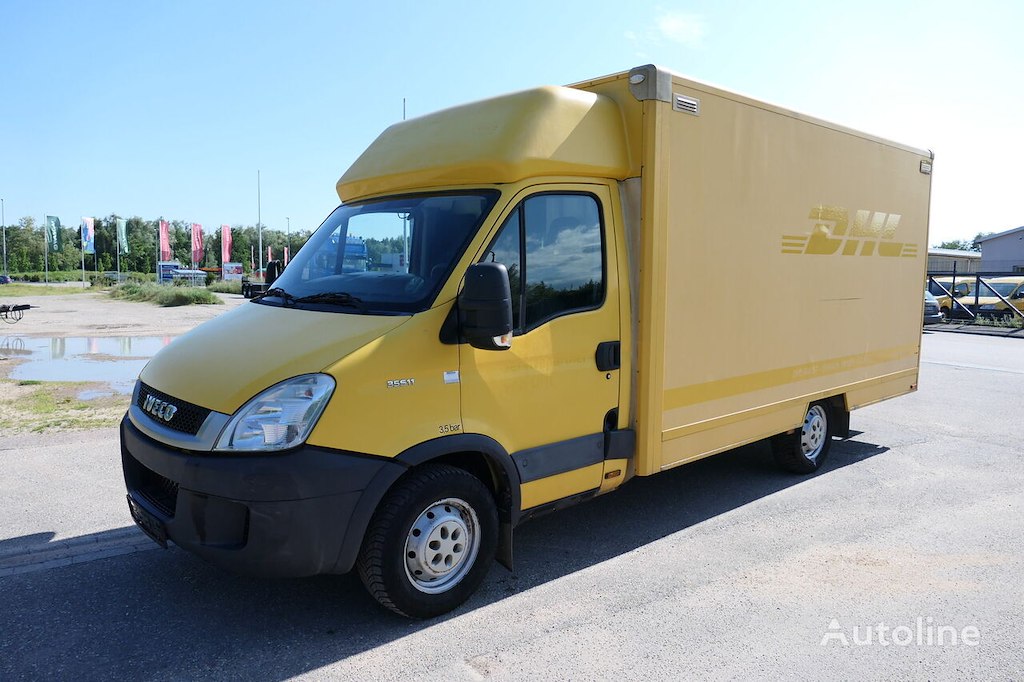 IVECO Daily 35 S11 koffer kamion furgon < 3.5t