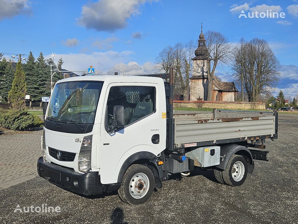 Renault Maxity 140 DCI 3 way tipper kamion kiper < 3.5t