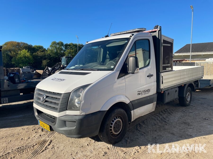 Prodaje se Volkswagen Crafter kamion s ravnom platformom < 3.5t na aukciji