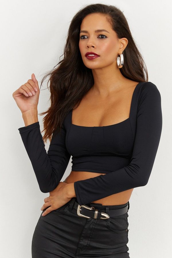COOL & SEXY WOMEN'S BLACK SQUARE COLLAR CROP BLOUSE CG263