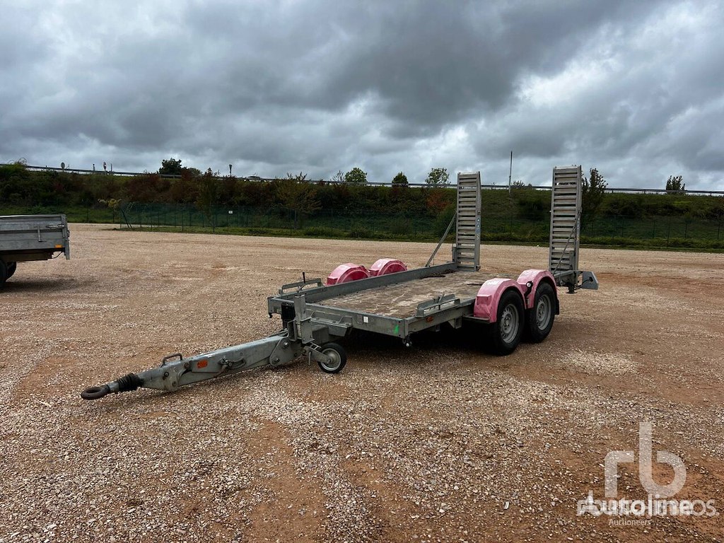 Prodaje se Hubière HUBIERE H212L 2780 kg T/A Remorque prikolicu za građevinske strojeve na aukciji