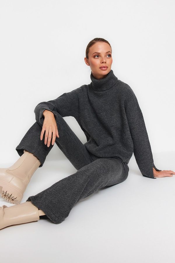 TRENDYOL ANTHRACITE SOFT TEXTURE KNITWEAR BOTTOM-TOP SET