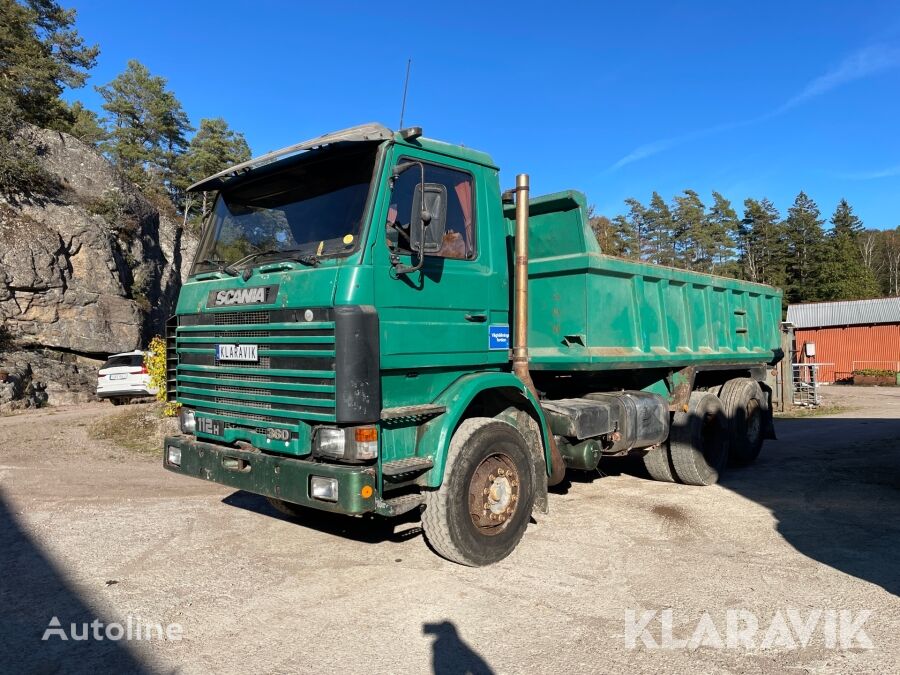 Prodaje se Scania R112H6x2 kiper na aukciji