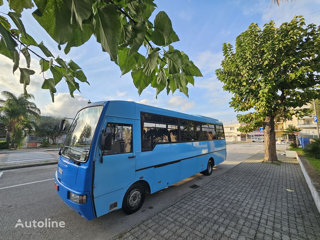 IVECO CACCIAMALI POSTI 38 turistički autobus