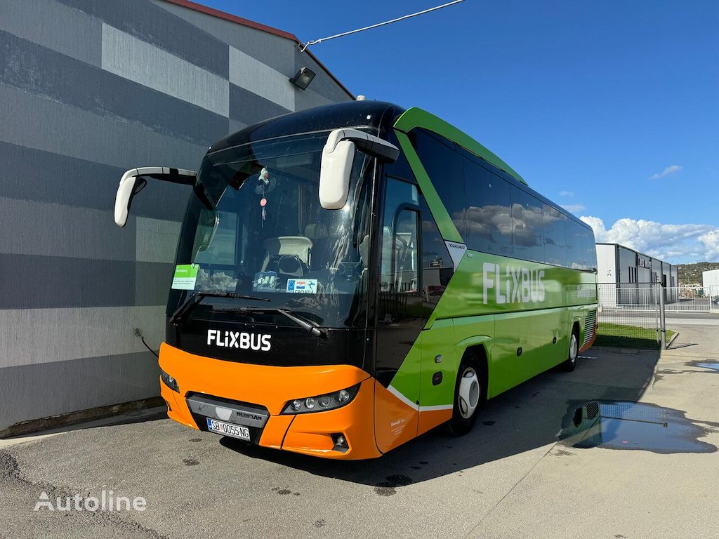 Neoplan Tourliner (2 Stück/Peaces/Pezzi) turistički autobus