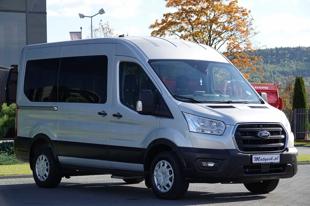 Ford TRANSIT / 6 miejsc + Najazd na wózek / Dla osób niepełnosprawnyc putnički minibus