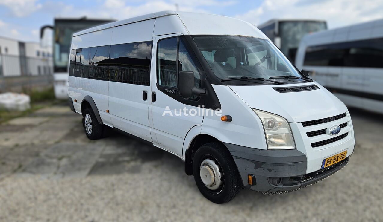 Ford Transit putnički minibus