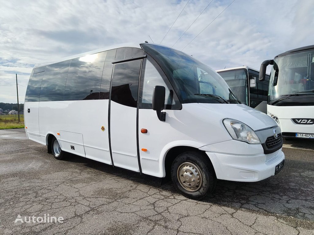 IVECO 70C17 INDCAR WING DAILY putnički minibus