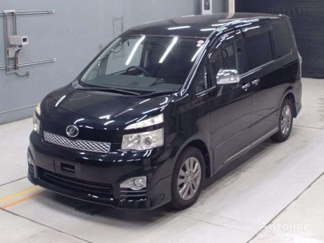 Toyota VOXY minivan