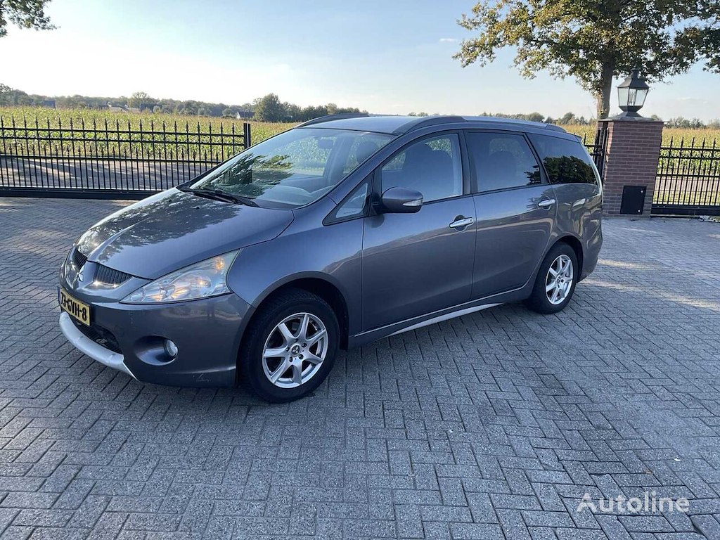 Prodaje se Mitsubishi Grandis 2.4-16V InSport minivan na aukciji