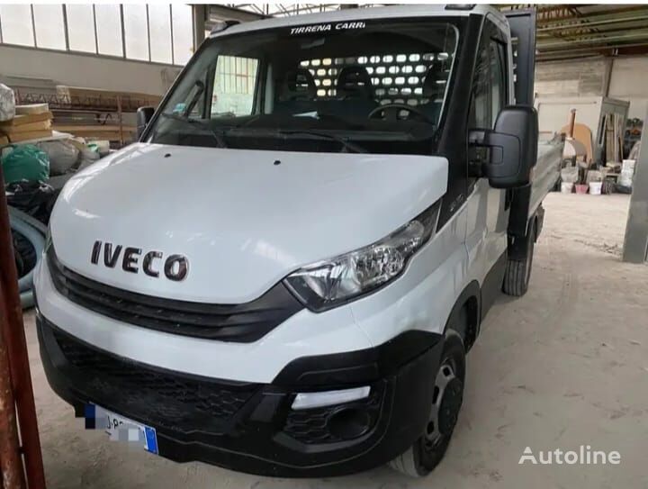 IVECO Daily kamion s ravnom platformom