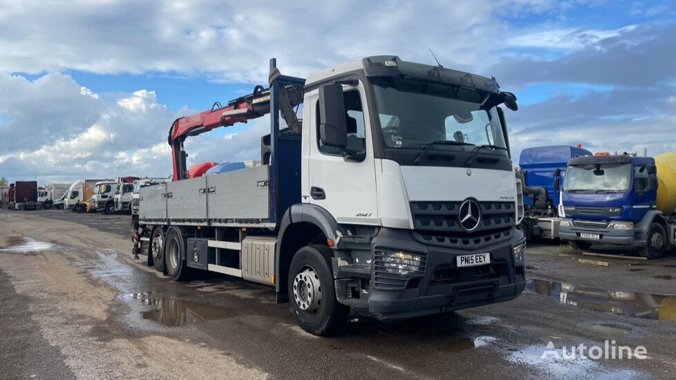 Prodaje se Mercedes-Benz AROCS 2527 BLUETEC 6 kamion s ravnom platformom na aukciji