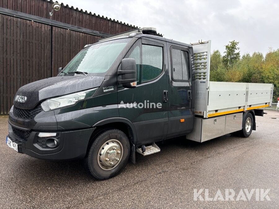 Prodaje se IVECO Daily kamion s ravnom platformom na aukciji