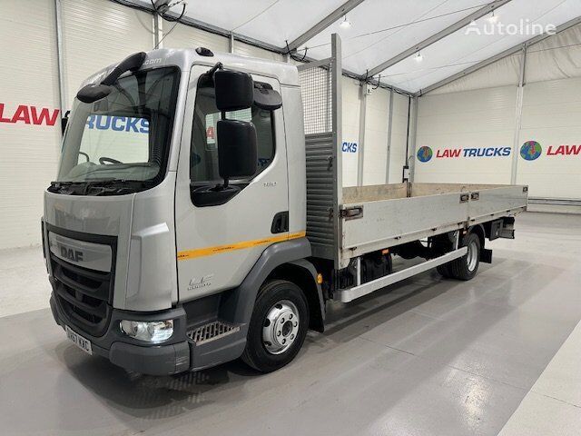 DAF LF 180 kamion s ravnom platformom