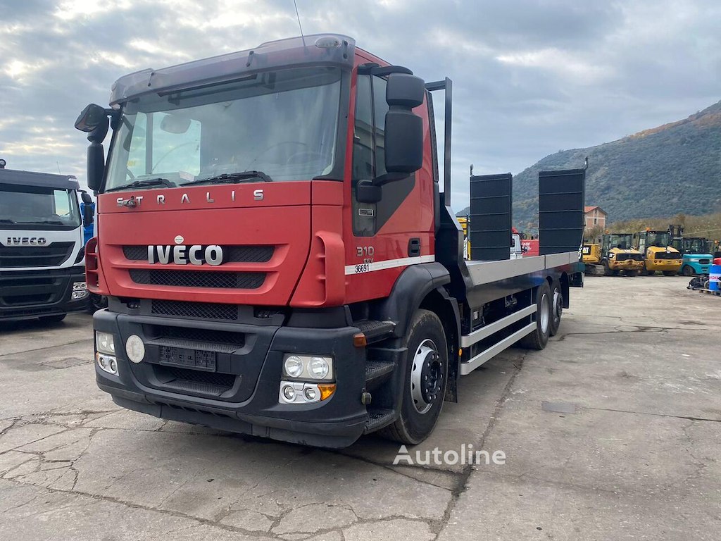 IVECO Stralis 260S31 kamion s ravnom platformom