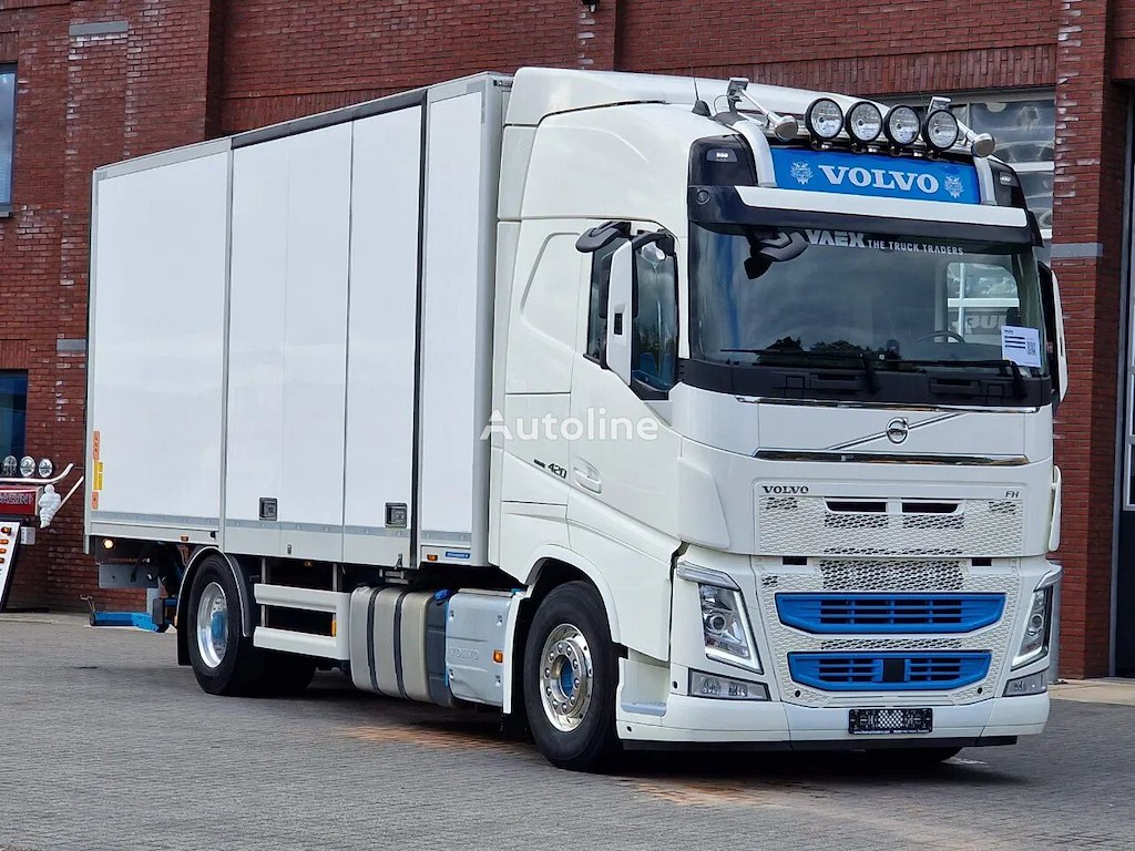 Volvo FH 13.420 Globetrotter 4x2 - Box with sidedoors - Loadlift - Ful kamion furgon