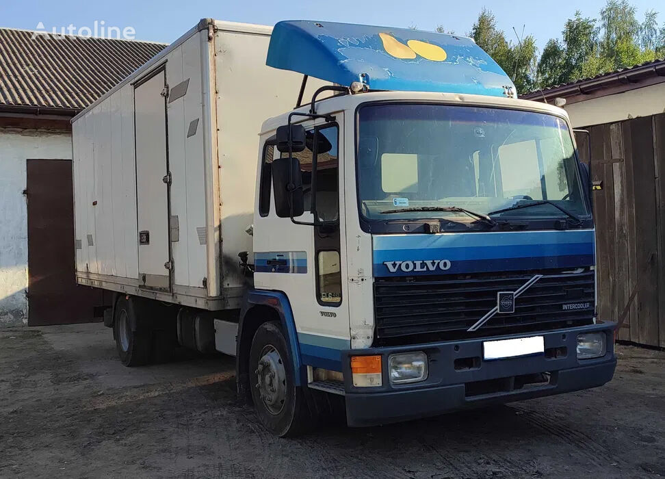 Volvo FL6121 kamion furgon