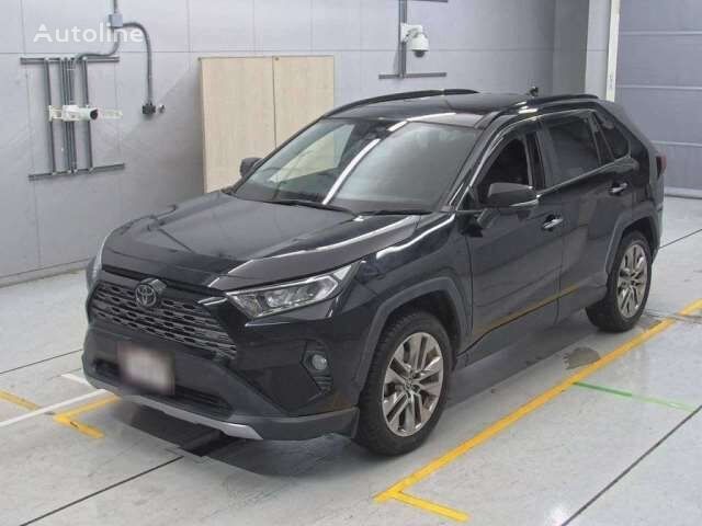 Toyota RAV4 krosover