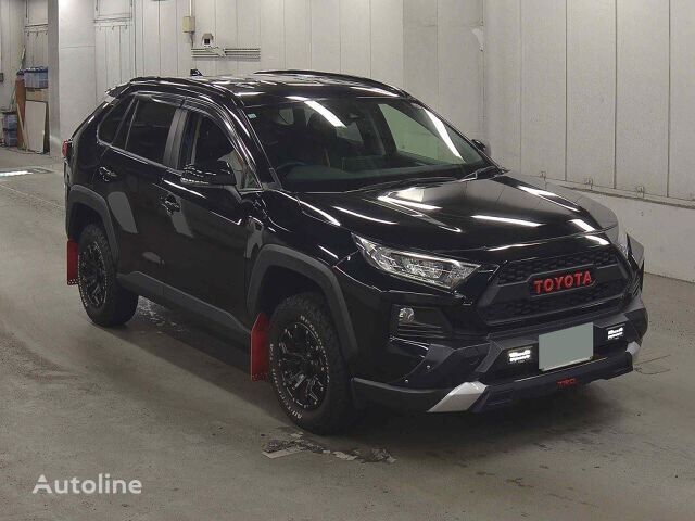 Toyota RAV4 krosover