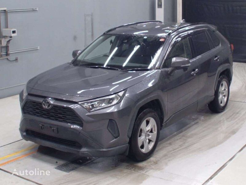 Toyota RAV4 krosover