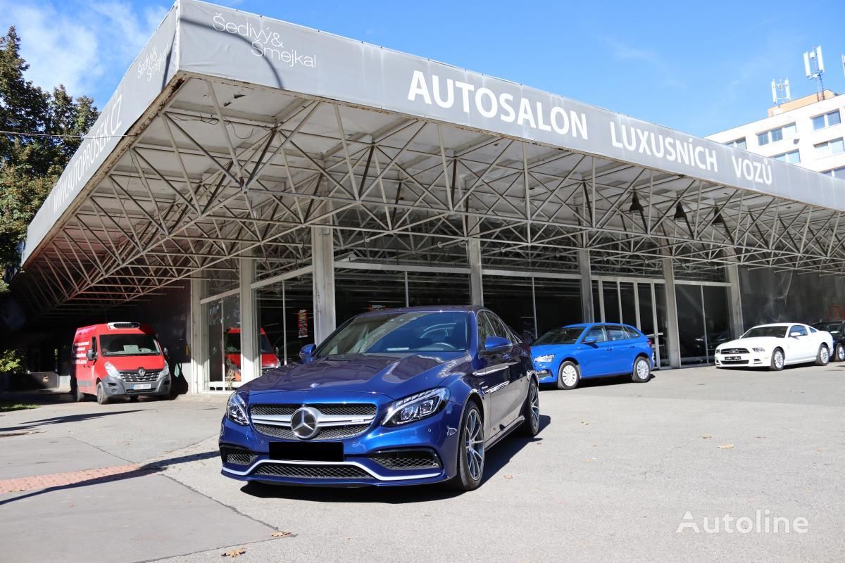 Mercedes-Benz Třídy C, AMG C63 4.0 V8 BITURBO sedan