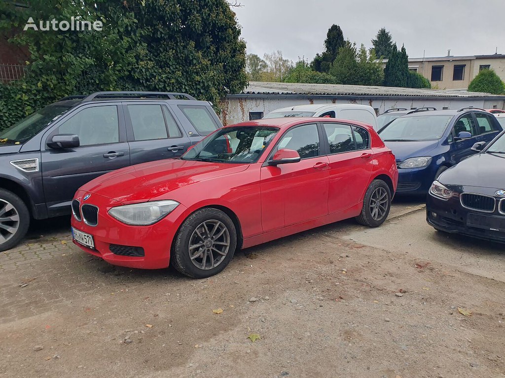 BMW 1 XENON, NAVI ,133.000KM RED CHILL! hečbek