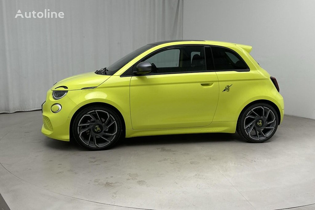 Prodaje se Abarth 500 hečbek na aukciji