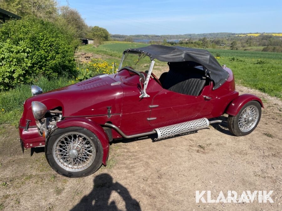 Prodaje se Lomax 224 Roadster kabriolet na aukciji