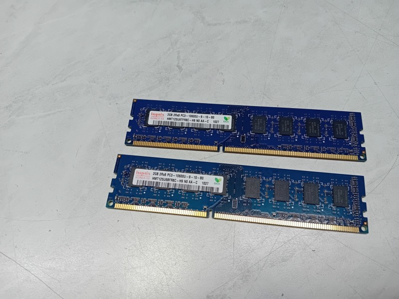 2x2gb ddr3 hynix 1333mhz ispravne