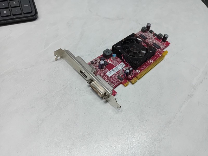 pci-e grafika 1gb msi r 5450 ispravna