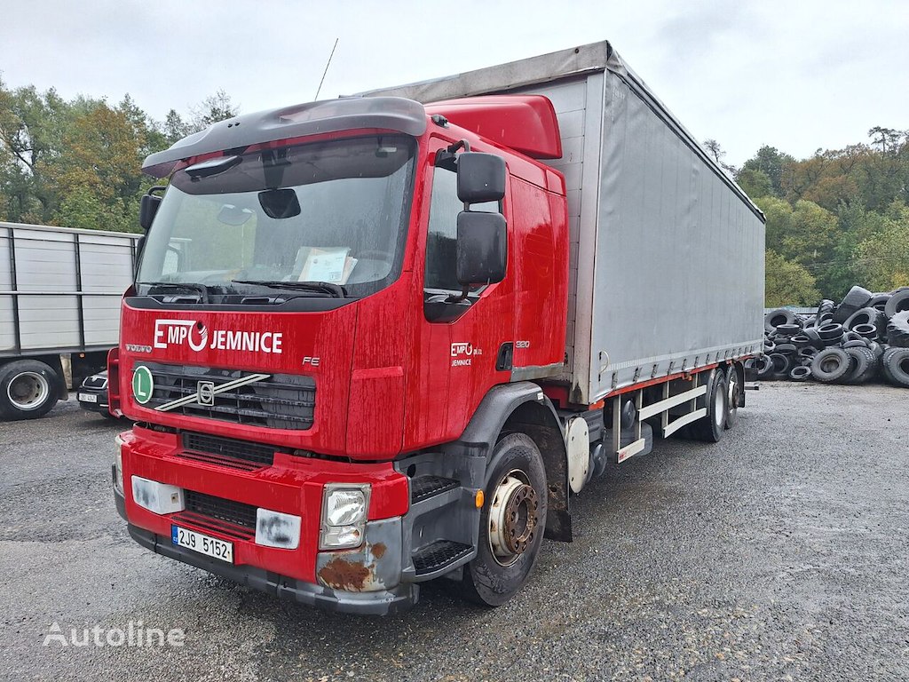 Prodaje se Volvo FE S 320 62R 6X2 kamion sa kliznom ceradom na aukciji