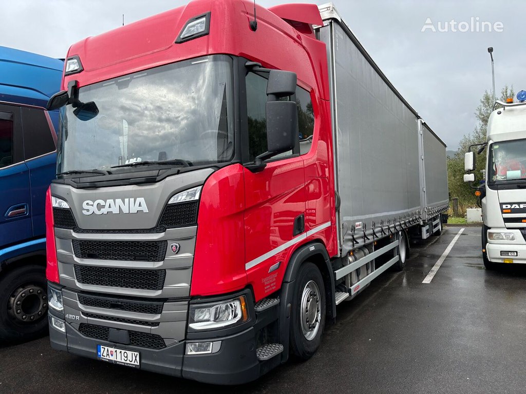 Prodaje se Scania R420 kamion sa kliznom ceradom na aukciji + prikolica sa kliznom ceradom