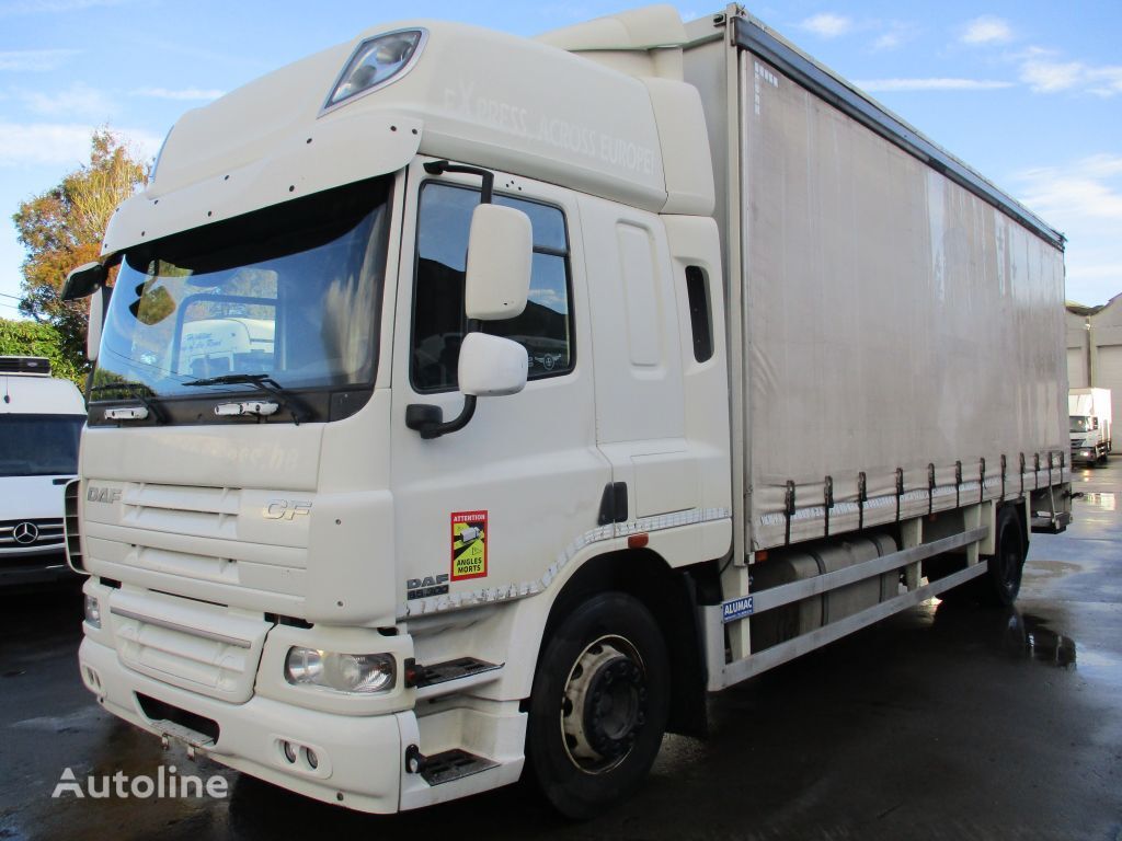 DAF CF 65.300 kamion sa klizna zavesa cerada