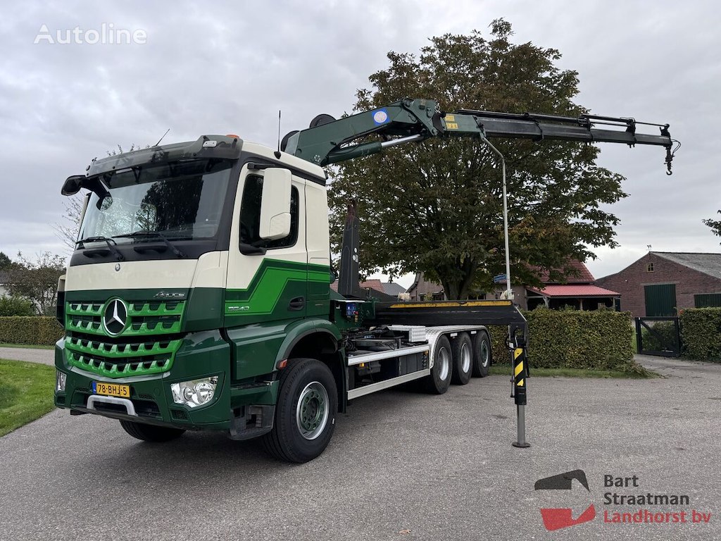 Mercedes-Benz Arocs 3640 8x4 Euro 6 met haakarm 30Ton en HMF 2823 K6 Radiograf kamion rol kiper