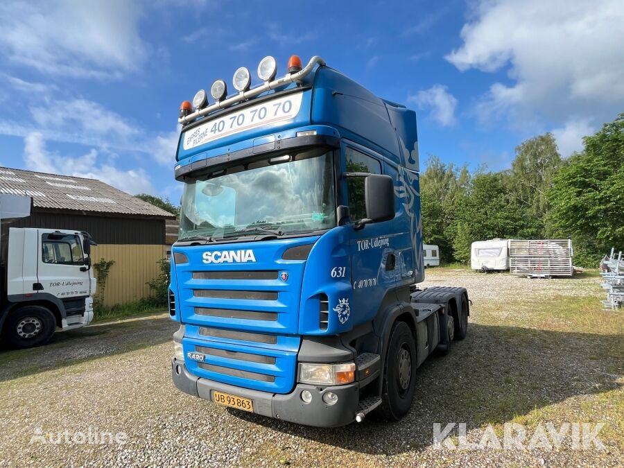 Prodaje se Scania R420 tegljač na aukciji