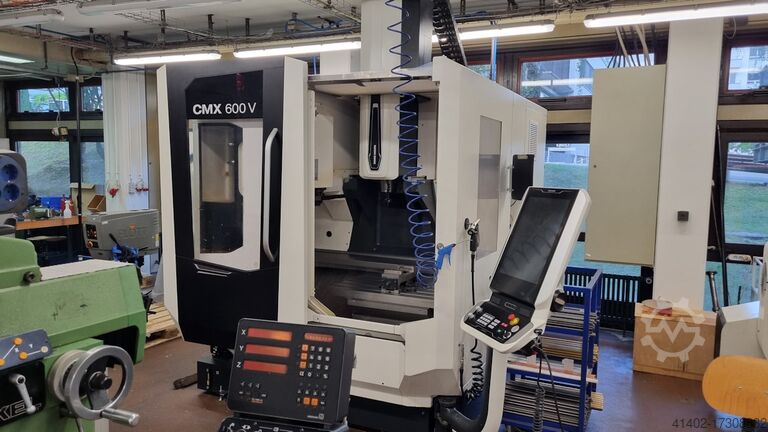 Obradni centar / 1130 vretena sati
DMG MORI CMX 600 V