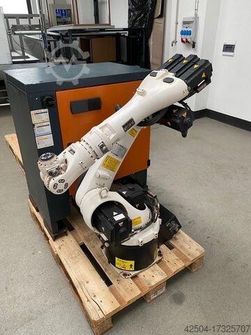 Industrijski robot
Roboter Kuka KR 5 robot Kuka KR 5 arc