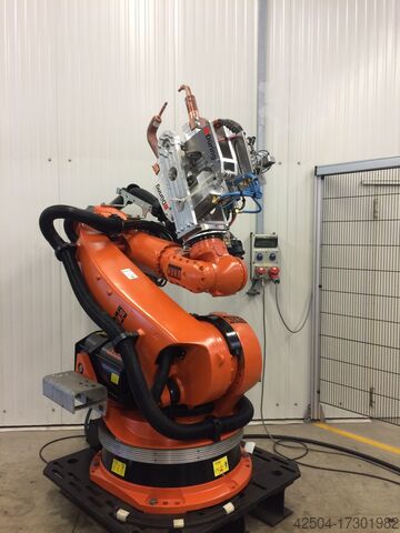 Industrijski robot
Roboter Kuka KR 210 robot Kuka KR 210-2 Spot welding