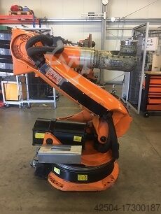 Industrijski robot
Roboter Kuka KR 210 robot Kuka KR 210-F