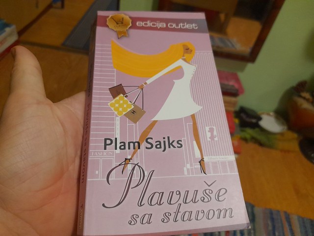 Plavuša sa stavom - Plam Sajks