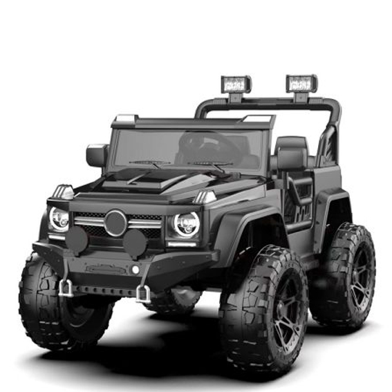 Veliki džip terenac 4×4 model 2200 crni