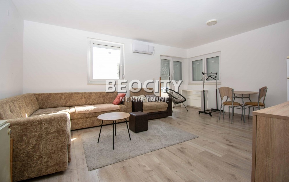 Jednosoban stan, 33 m2, Kneževac, Mome Stanojlovića ID: 113308