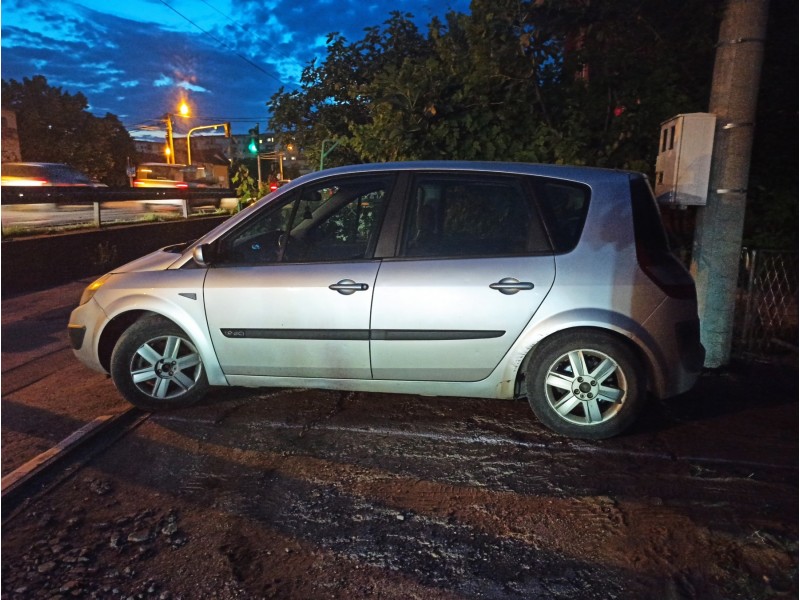 RENAULT Scenic 1.9 DCI