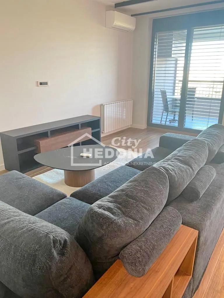 Izdavanje, dvosoban stan, 61m2, Novi Beograd Blok 65, Novi Beograd, Beograd