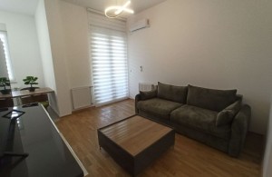 Prodajem Stan-Apartman, Telep